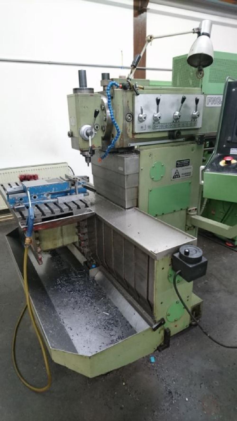 Artikel: TOS FNGJ 32 CNC Werkzeugfräsmaschine - MHS Maschinenhandel ...